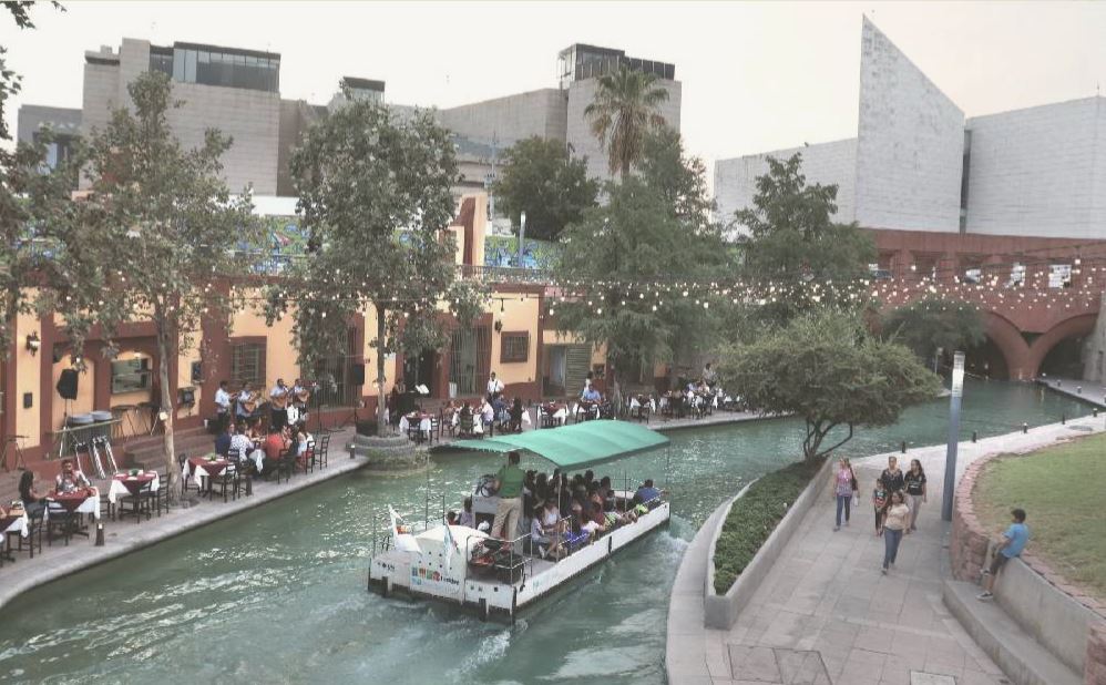 Torre Luzia Departamentos Monterrey Parque Fundidora y Santa Lucía