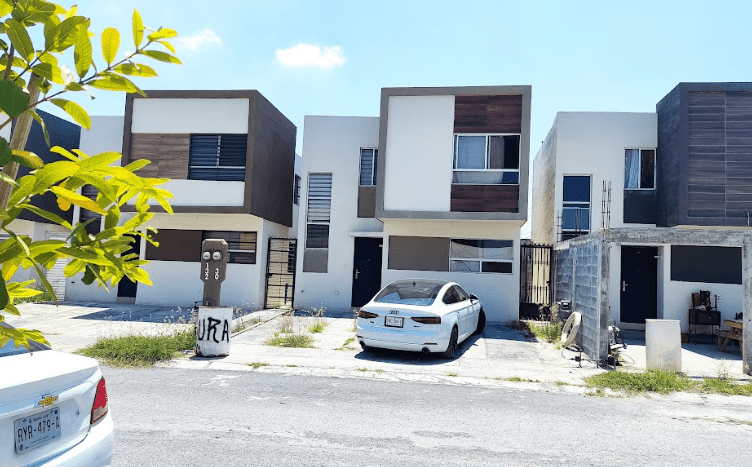 Apodaca Venta de Casa Fraccionamiento Monterrey Nuevo León